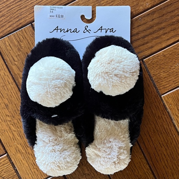 Anna and Ava | Shoes | Anna Ava New House Slippers Blackivory Super ...